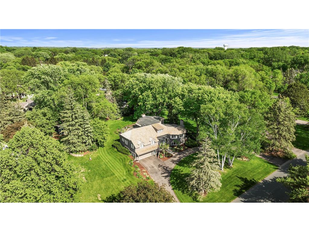 7003 Cheyenne Trail, Chanhassen, MN, 55317 | MLS: 6510684 | Edina Realty