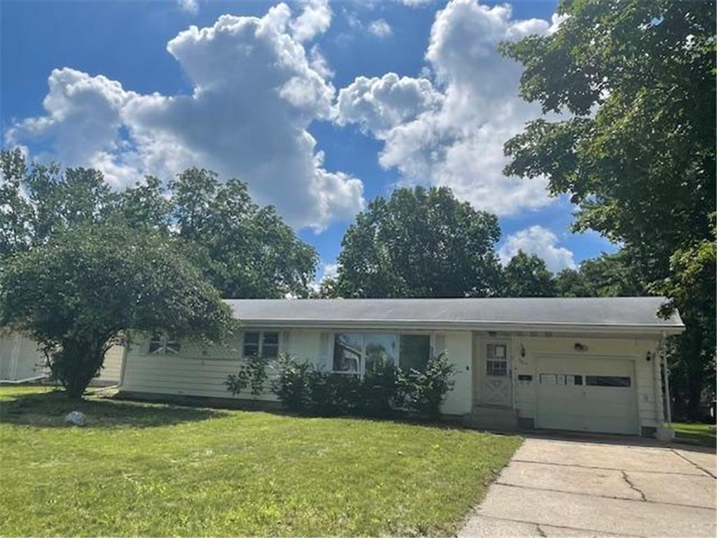 704 E Circle Drive, Montgomery, MN, 56069 | MLS: 6572710 | Edina Realty