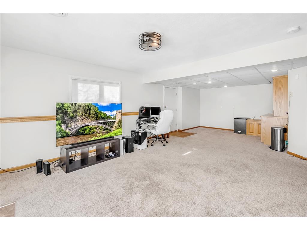 7116 Rolling View Drive, Saint Cloud, MN, 56303 | MLS: 6651259 | Edina ...