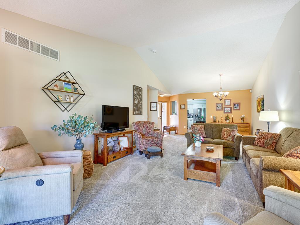 7136 Ivy Ridge Lane, Lino Lakes, MN, 55014 | MLS: 6535294 | Edina Realty