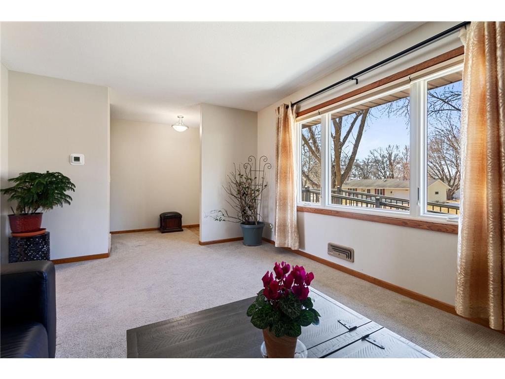 7151 Inwood Court S, Cottage Grove, MN, 55016 | MLS: 7032634 | Edina Realty