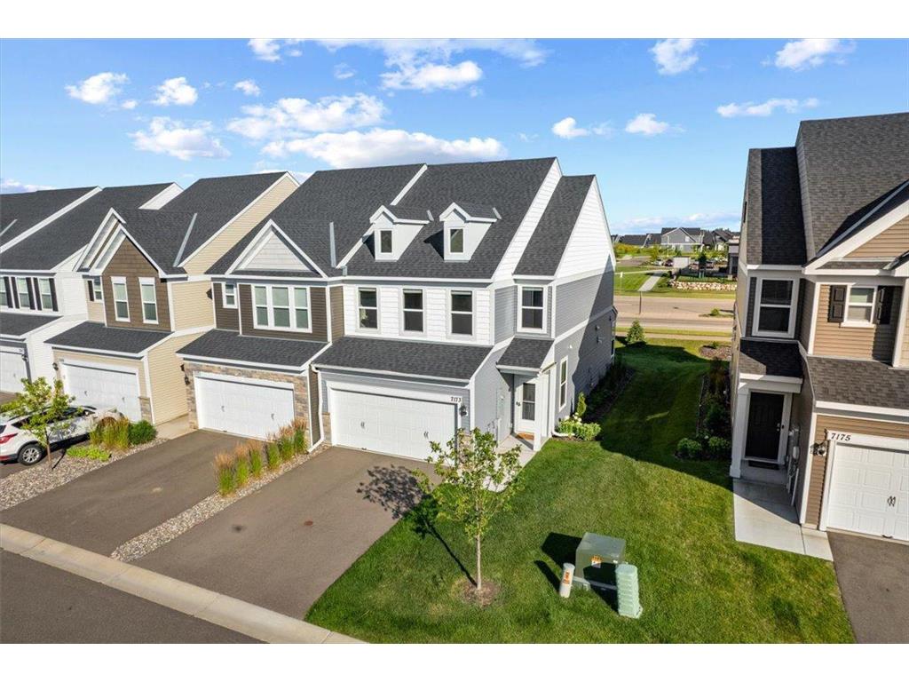 7173 Walnut Grove Way N, Maple Grove, MN, 55311 | MLS: 6503977 | Edina ...