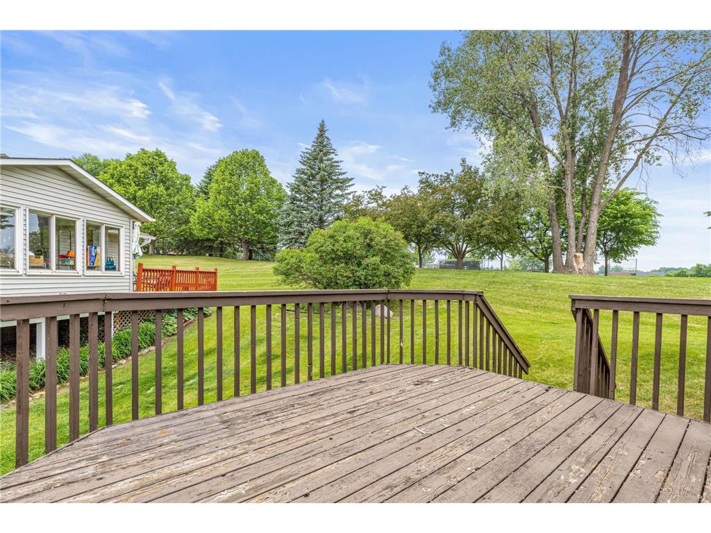 7174 Robinwood Court, Woodbury, MN, 55125 | MLS: 6735444 | Edina Realty