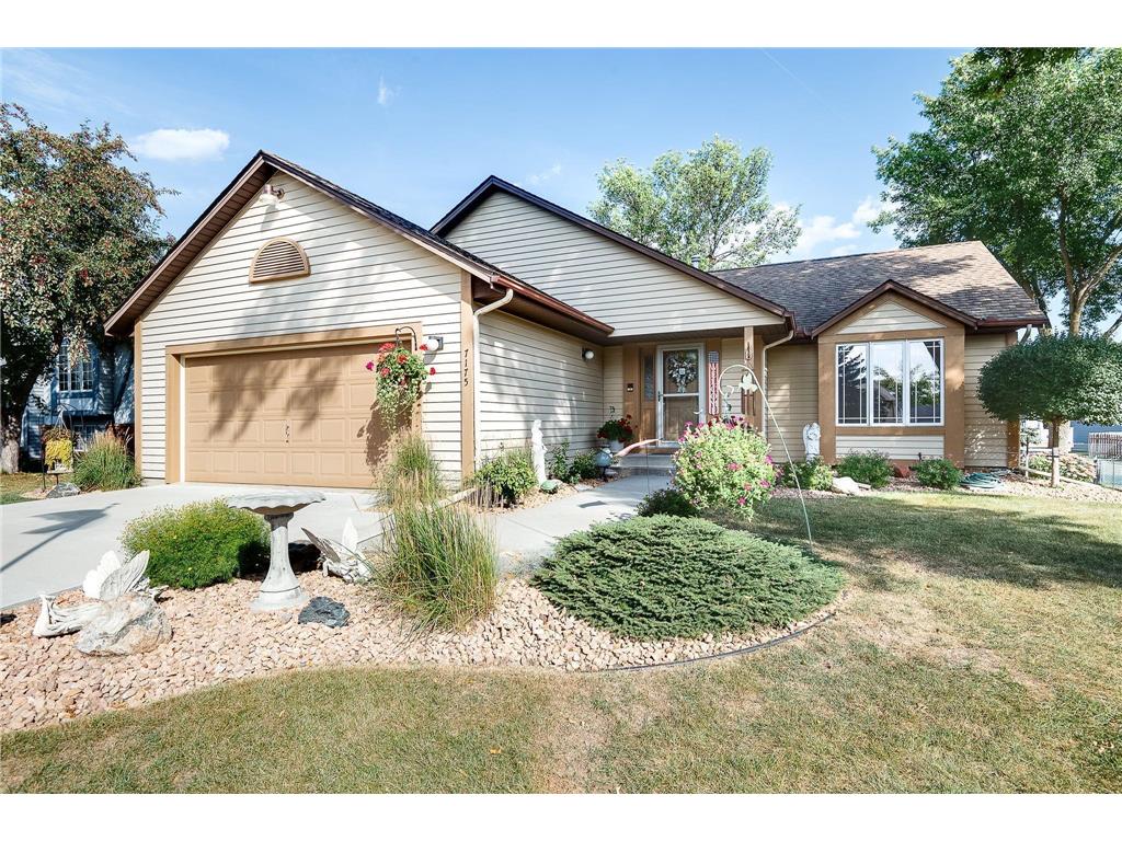 7175 Janero Avenue S, Cottage Grove, MN, 55016 | MLS: 6436965 | Edina ...