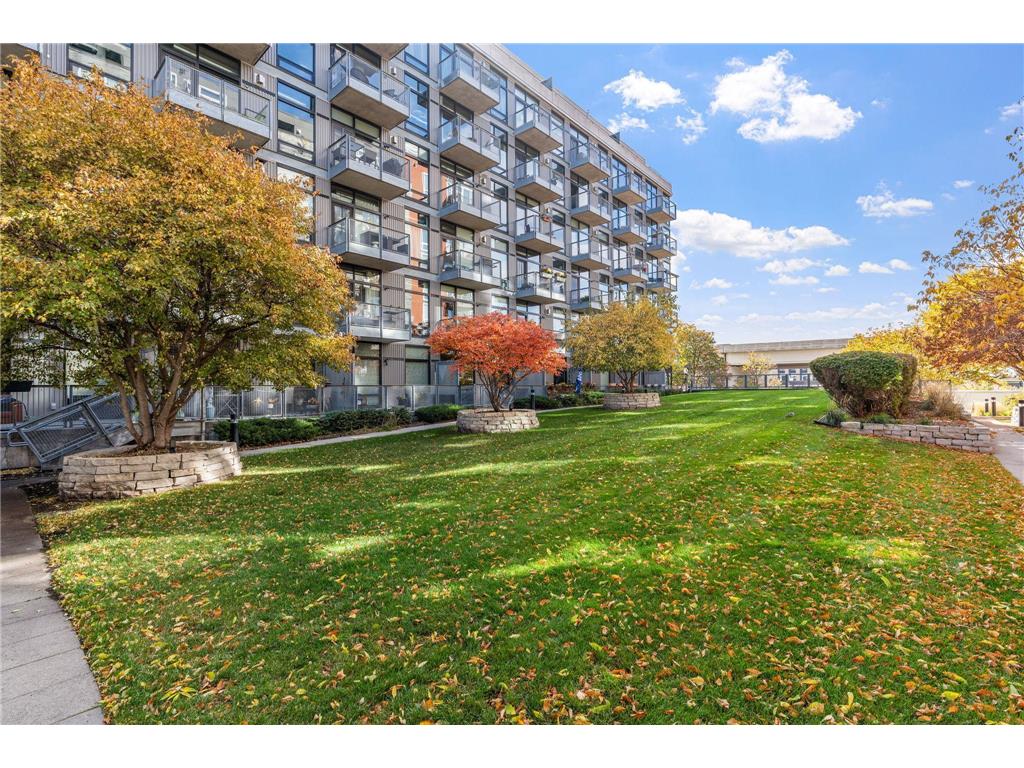 720 N 4th Street #215, Minneapolis, MN, 55401 | MLS: 6537132 | Edina Realty
