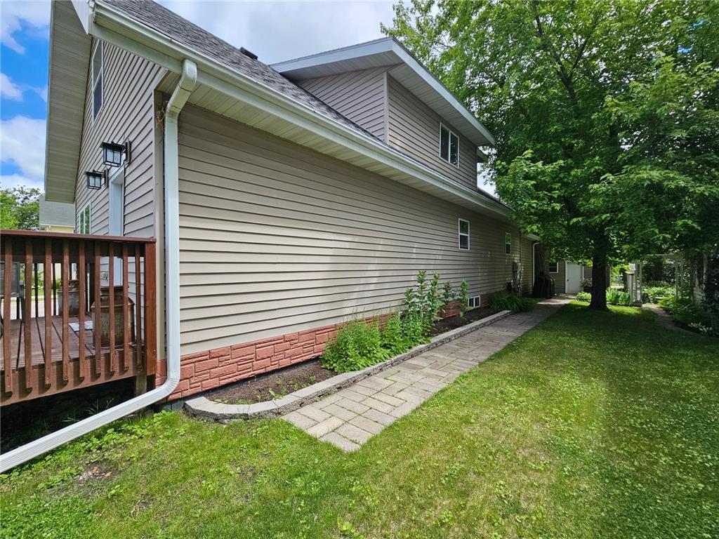 724 Labree Avenue N, Thief River Falls, MN, 56701 | MLS: 6562179 ...