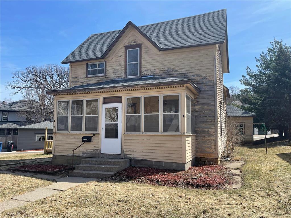 725 West Avenue, Red Wing, MN, 55066 | MLS: 6353855 | Edina Realty