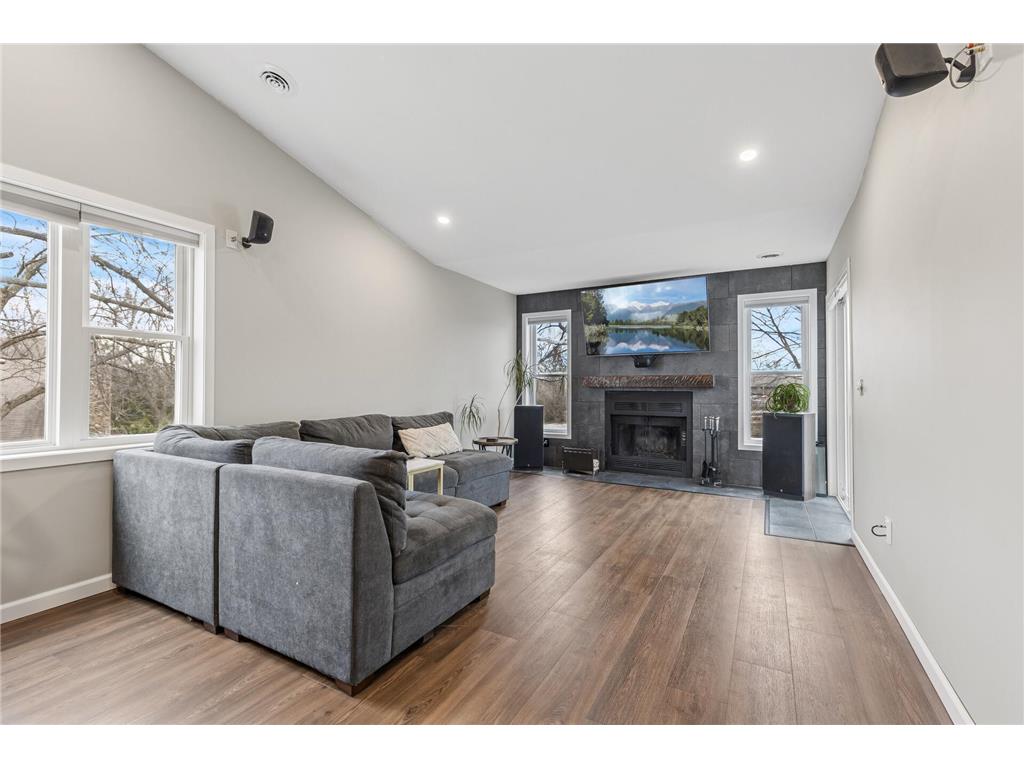 7303 Penny Hill Road, Eden Prairie, MN, 55346 | MLS: 6686212 | Edina Realty