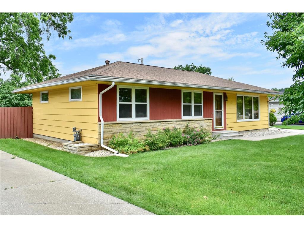 731 Clarks Lane, Winona, MN, 55987 | MLS: 6747014 | Edina Realty