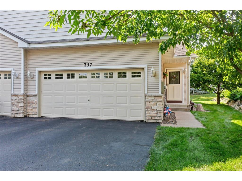 737 Park Brook Road NW, Isanti, MN, 55040 | MLS: 6568656 | Edina Realty