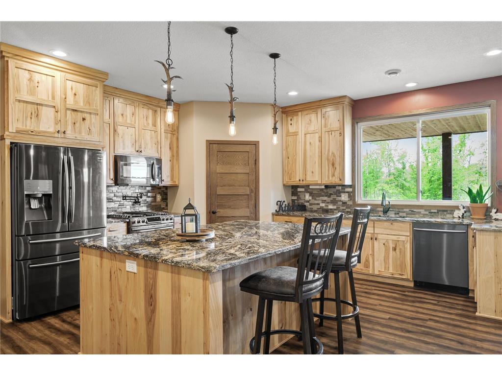 7410 313th Avenue NE, North Branch Twp, MN, 55056 | MLS: 6725727 | Edina Realty