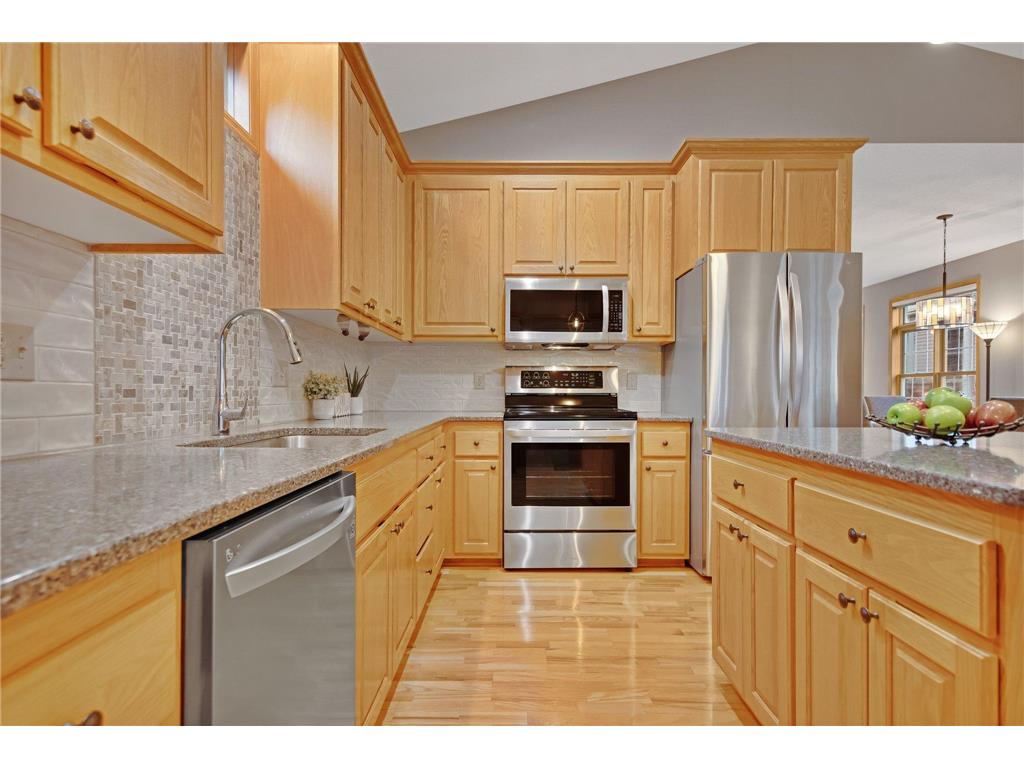 742 Gilfillan Lane, White Bear Twp, MN, 55127 | MLS: 6729593 | Edina Realty