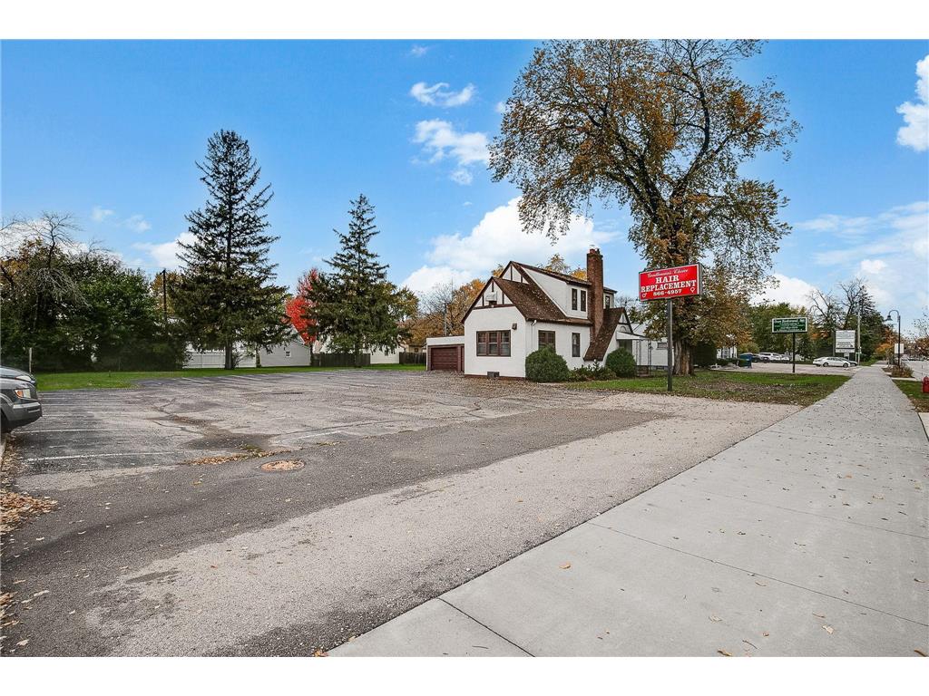 7424 Lyndale Avenue S, Richfield, MN, 55423 | MLS: 6650482 | Edina Realty