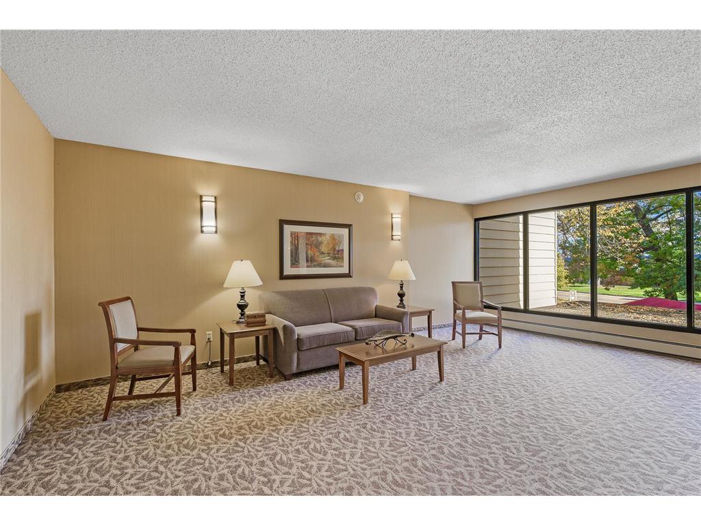 7500 Cahill Road #202C, Edina, MN, 55439 | MLS: 6617322 | Edina Realty