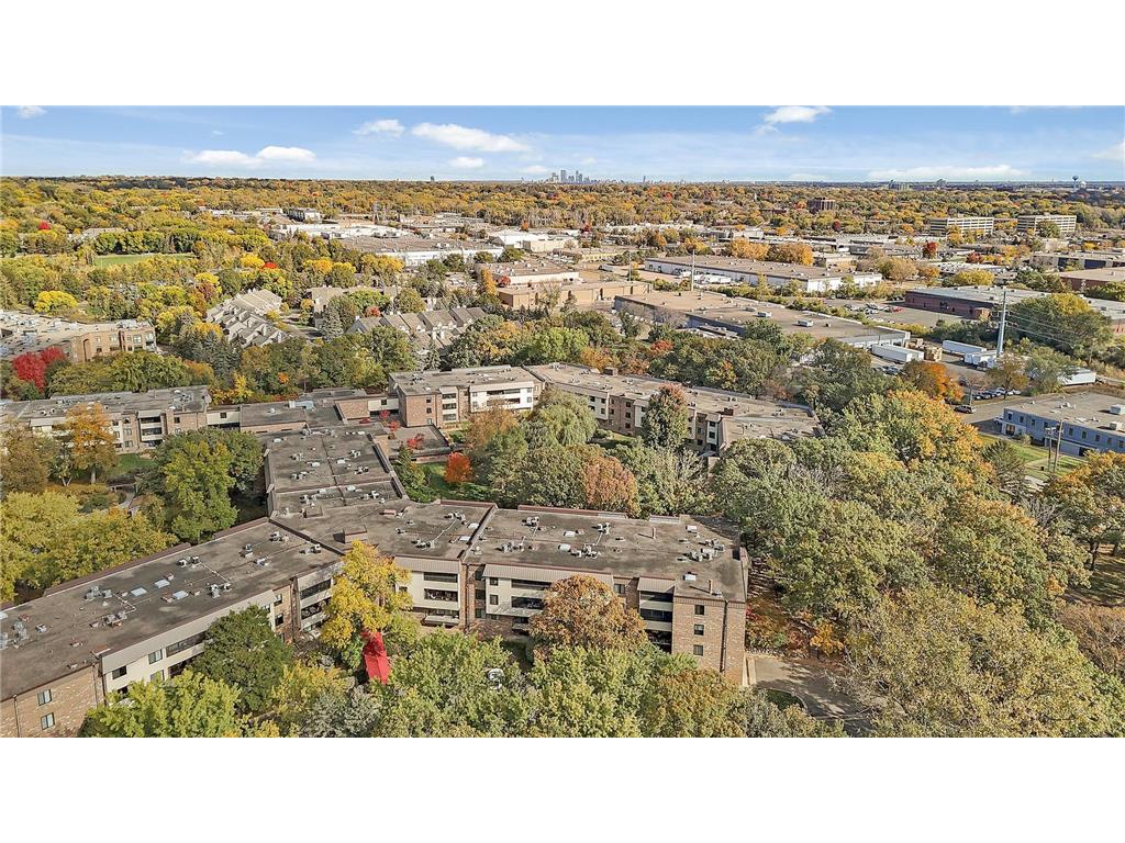 7500 Cahill Road #202C, Edina, MN, 55439 | MLS: 6617322 | Edina Realty