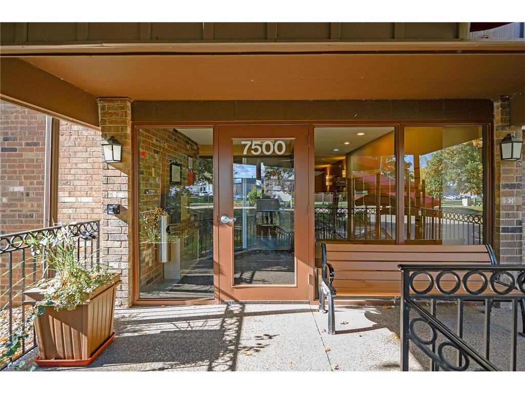 7500 Cahill Road #202C, Edina, MN, 55439 | MLS: 6617322 | Edina Realty