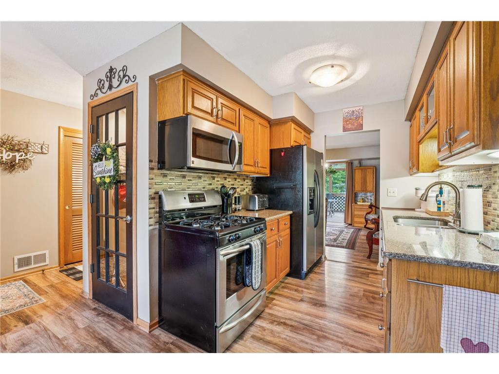 7502 Tempo Terrace NE, Fridley, MN, 55432 | MLS: 6691080 | Edina Realty