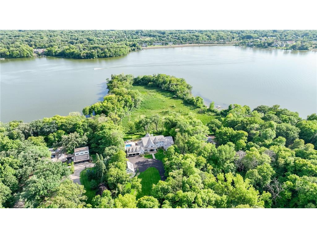 755 Long Bridge Lane, Orono, MN, 55356 | MLS: 6468822 | Edina Realty
