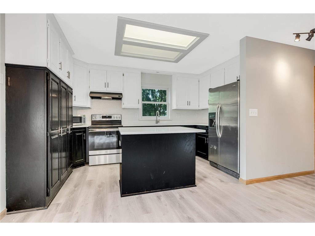 7589 Hilo Lane N, Forest Lake, MN, 55025 | MLS: 7727360 | Edina Realty