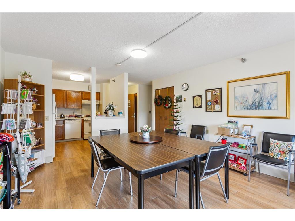 7600 Golden Valley Road #501, Golden Valley, MN, 55427 | MLS: 6542575 ...