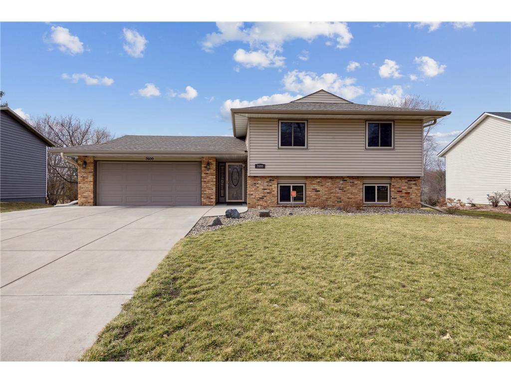 7600 Irvin Avenue S, Cottage Grove, MN, 55016 | MLS: 6486740 | Edina Realty