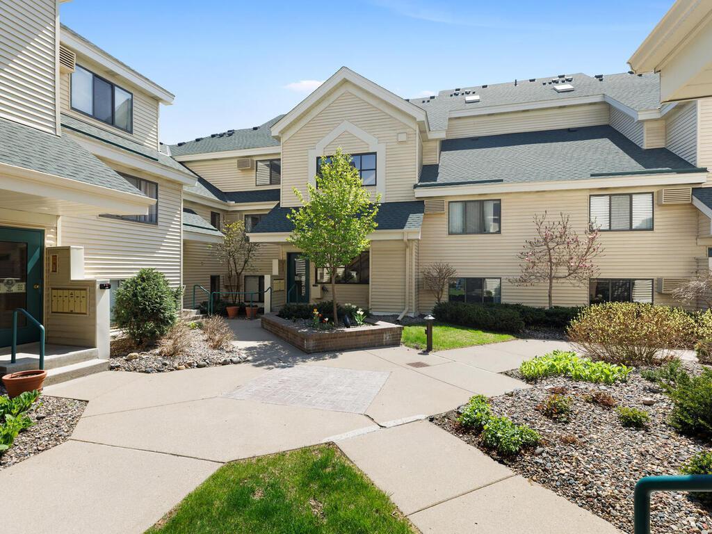 7605 Edinborough Way #6314, Edina, MN, 55435 | MLS: 6741027 | Edina Realty
