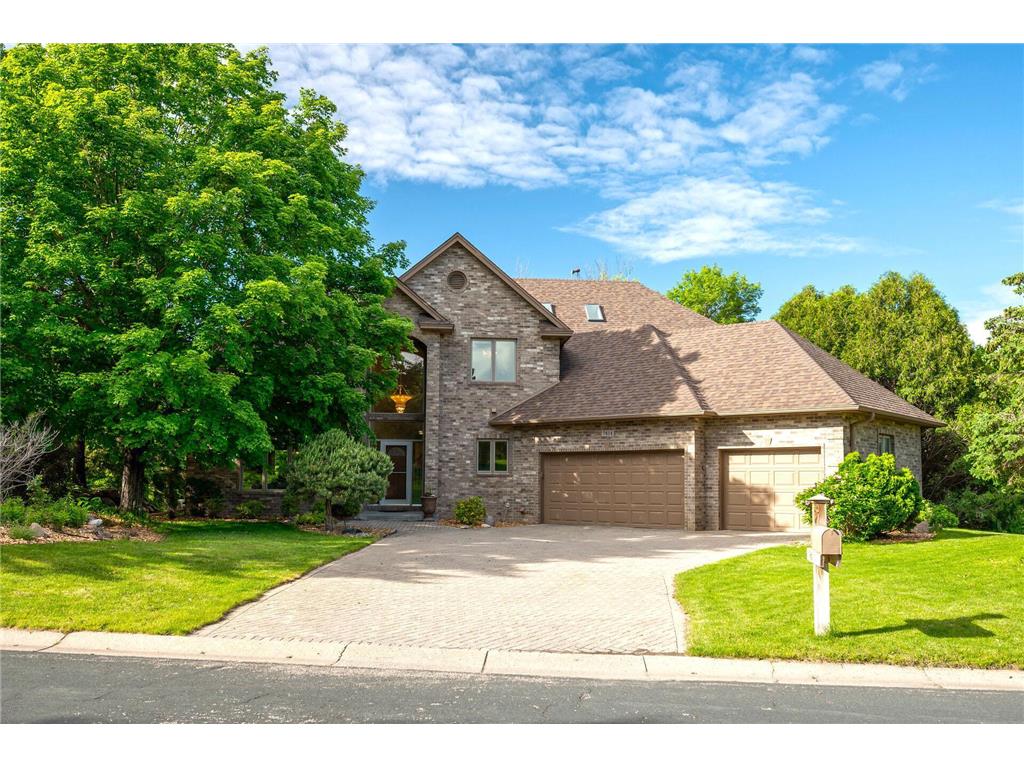 7614 S Shore Drive, Chanhassen, MN, 55317 | MLS: 6571310 | Edina Realty