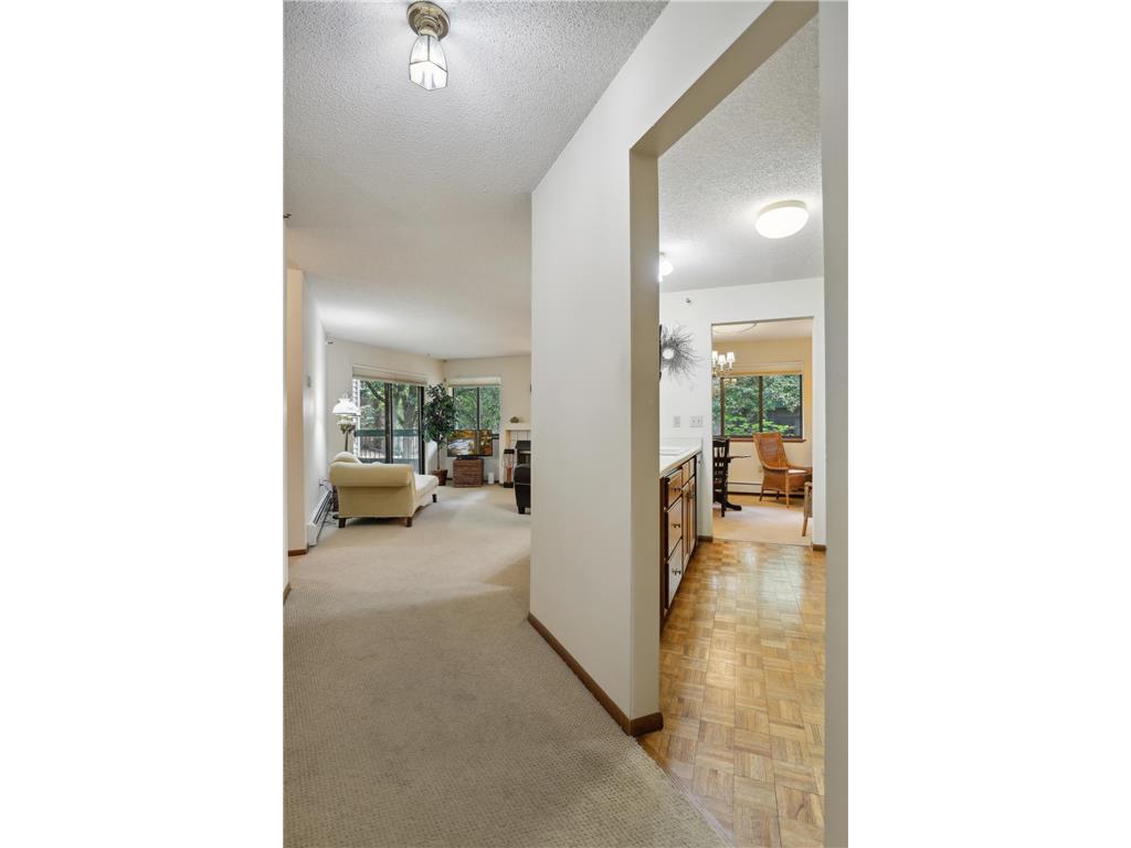 7618 York Avenue S #1115, Edina, MN, 55435 | MLS: 6554476 | Edina Realty