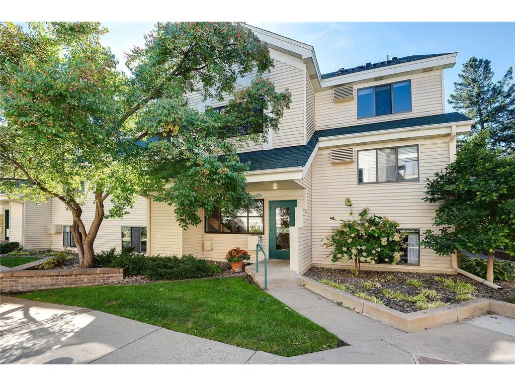 7622 York Avenue S #1109, Edina, MN, 55435 | MLS: 6266720 | Edina Realty