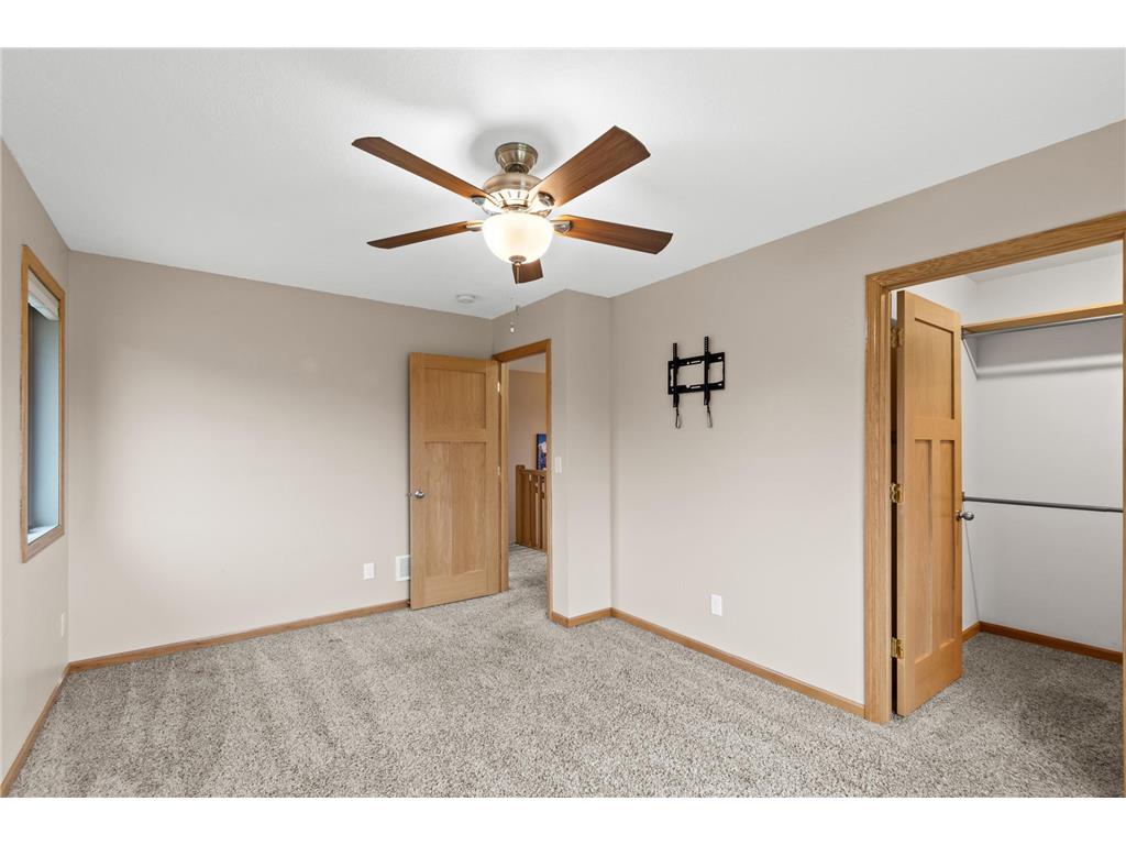 7626 Childs Lake Road SE, Hudson Twp, MN, 56308 | MLS: 6705825 | Edina ...