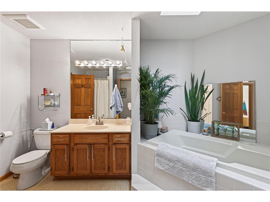 7630 Borman Way, Inver Grove Heights, MN, 55076 | MLS: 7045841 | Edina ...