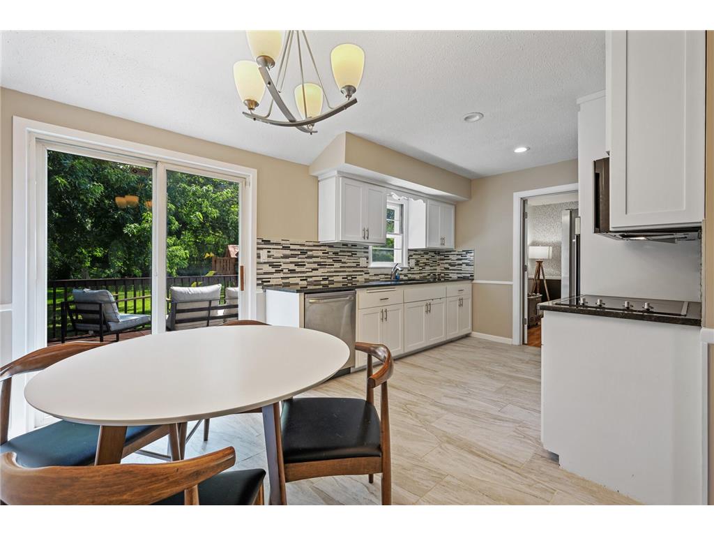 7708 Newton Avenue N, Brooklyn Park, MN, 55444 | MLS: 6560343 | Edina ...