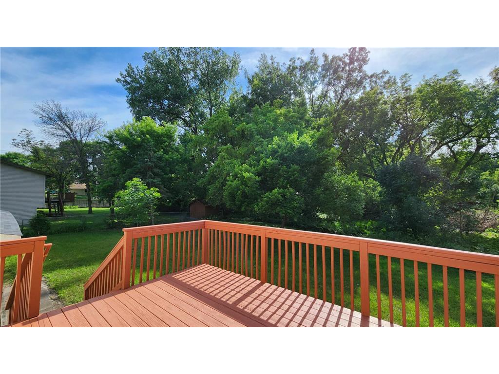 7709 Queen Avenue N, Brooklyn Park, MN, 55444 | MLS: 6553071 | Edina Realty