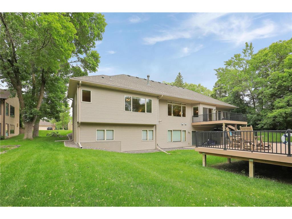 7851 Ithaca Lane N, Maple Grove, MN, 55311 | MLS: 6537920 | Edina Realty