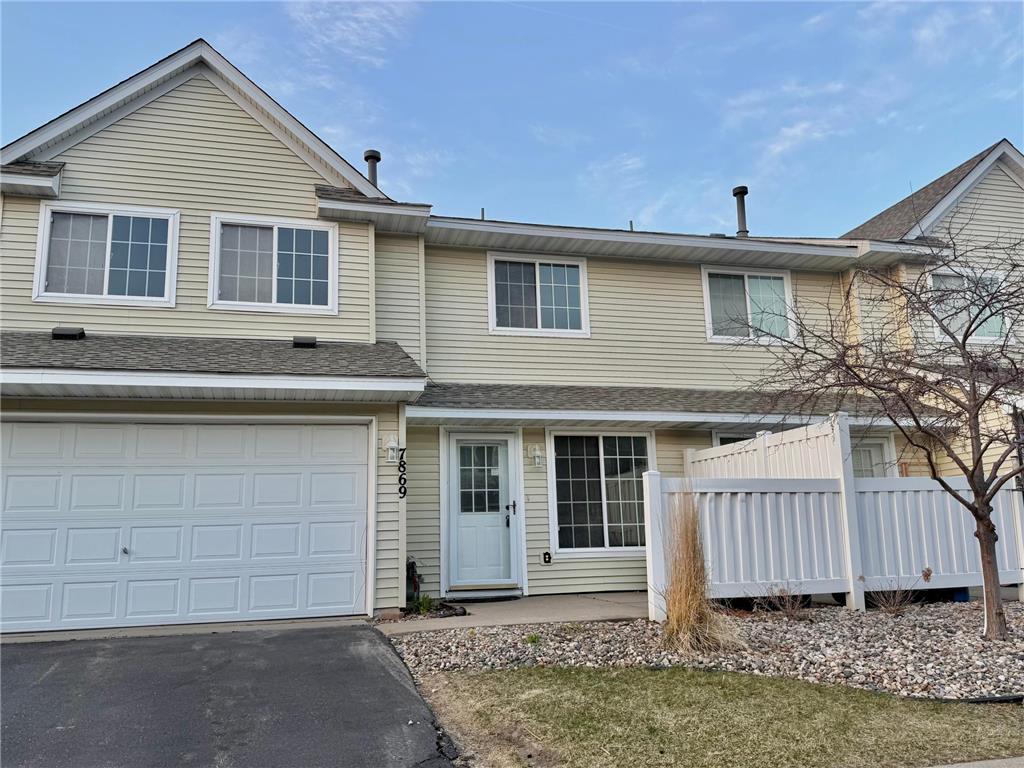 7869 Autumn Ridge Avenue, Chanhassen, MN, 55317 | MLS: 6704856 | Edina ...