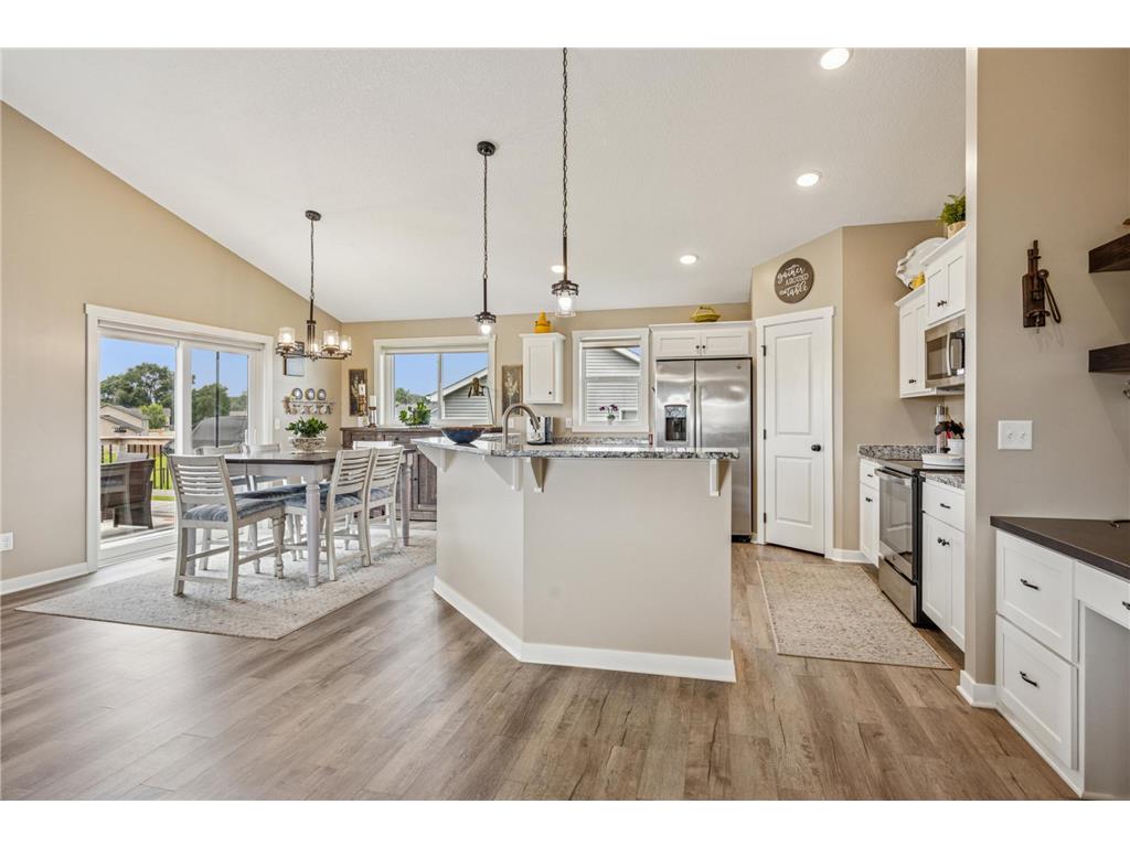 7880 Gunner Drive, Clear Lake, MN, 55319 | MLS: 6765771 | Edina Realty