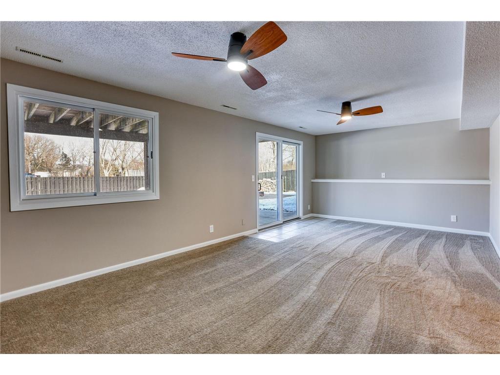 8032 Morgan Circle N, Brooklyn Park, MN, 55444 | MLS: 6480253 | Edina ...