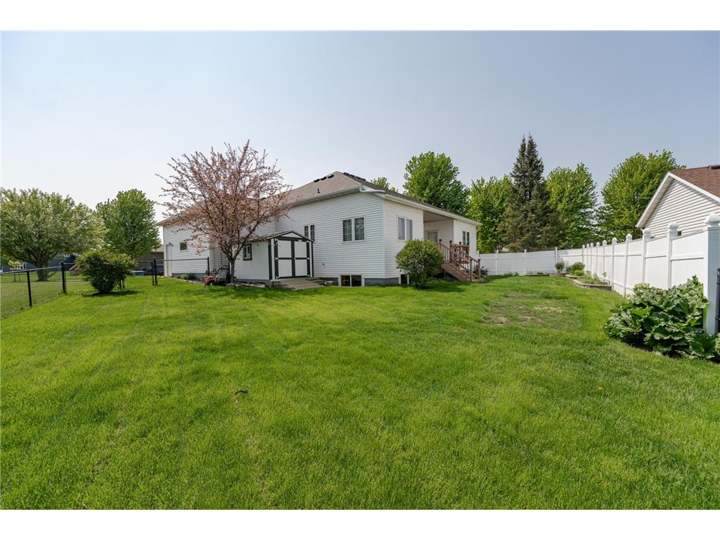 805 23rd St Circle NE, Kasson, MN, 55944 | MLS: 6521395 | Edina Realty