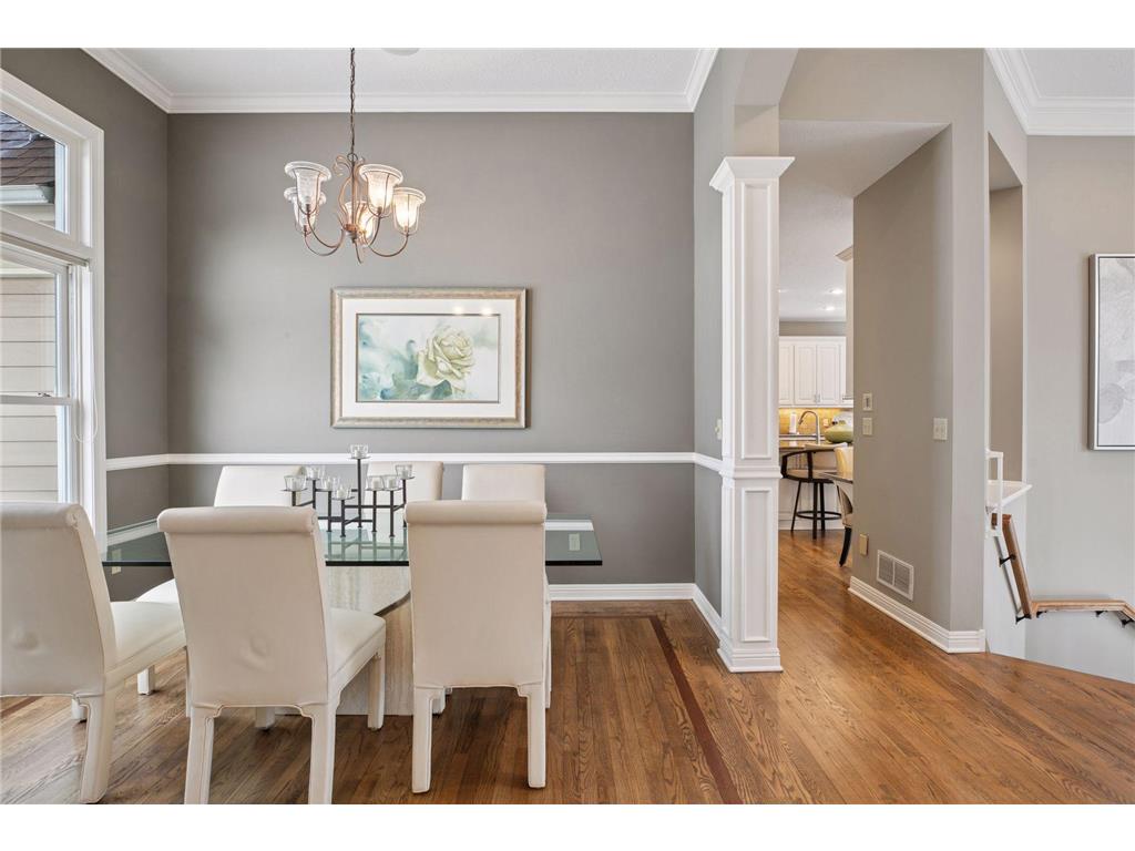 8064 Enclave Circle, Woodbury, MN, 55125 | MLS: 7003871 | Edina Realty