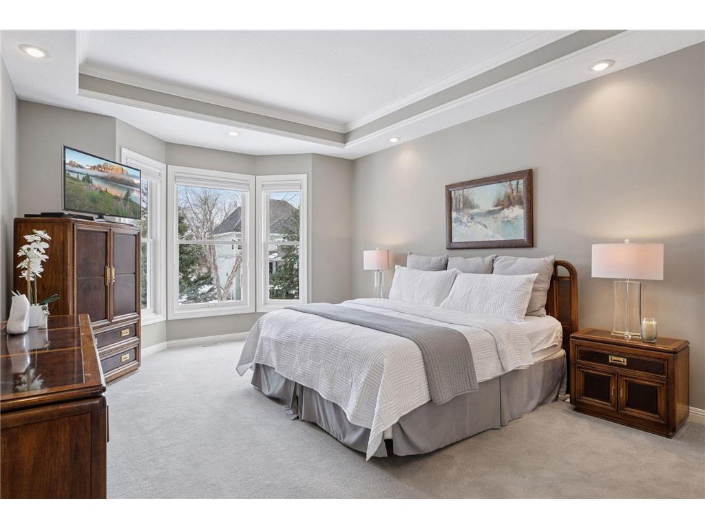 8064 Enclave Circle, Woodbury, MN, 55125 | MLS: 7003871 | Edina Realty