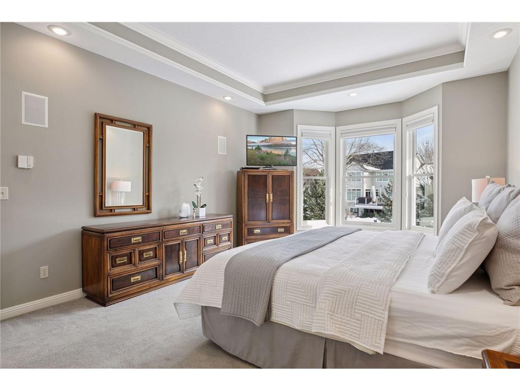8064 Enclave Circle, Woodbury, MN, 55125 | MLS: 7003871 | Edina Realty