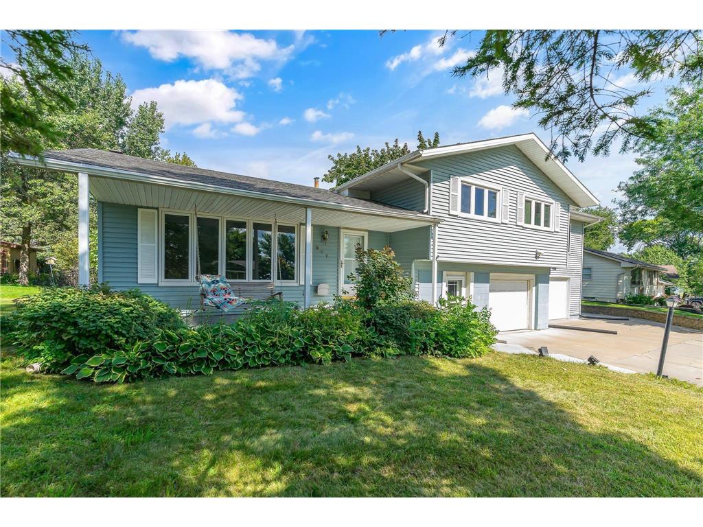 807 Myrtle Street, Buffalo, MN, 55313 | MLS: 6583287 | Edina Realty