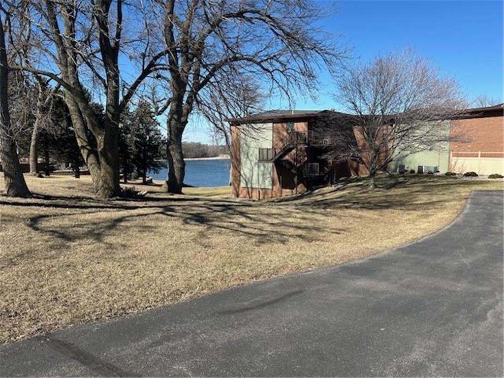 808 Lake Chapeau Drive #105, Albert Lea, MN, 56007 | MLS: 6499778 ...