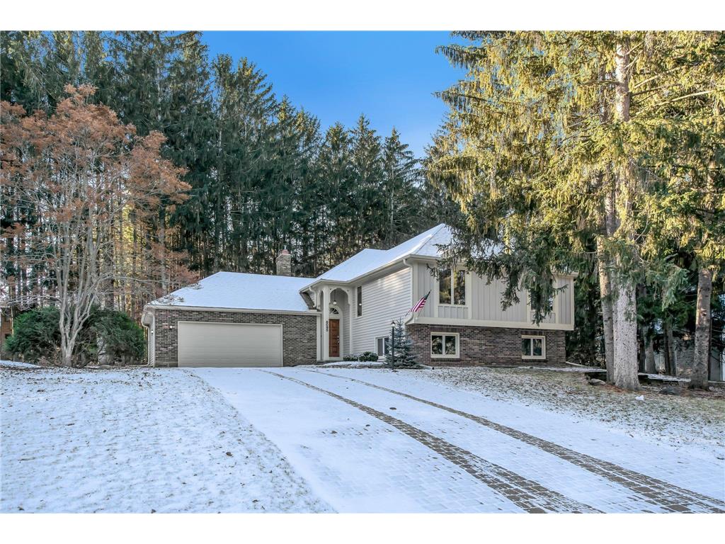 8095 Somerset Road, Woodbury, MN, 55125 | MLS: 6641573 | Edina Realty