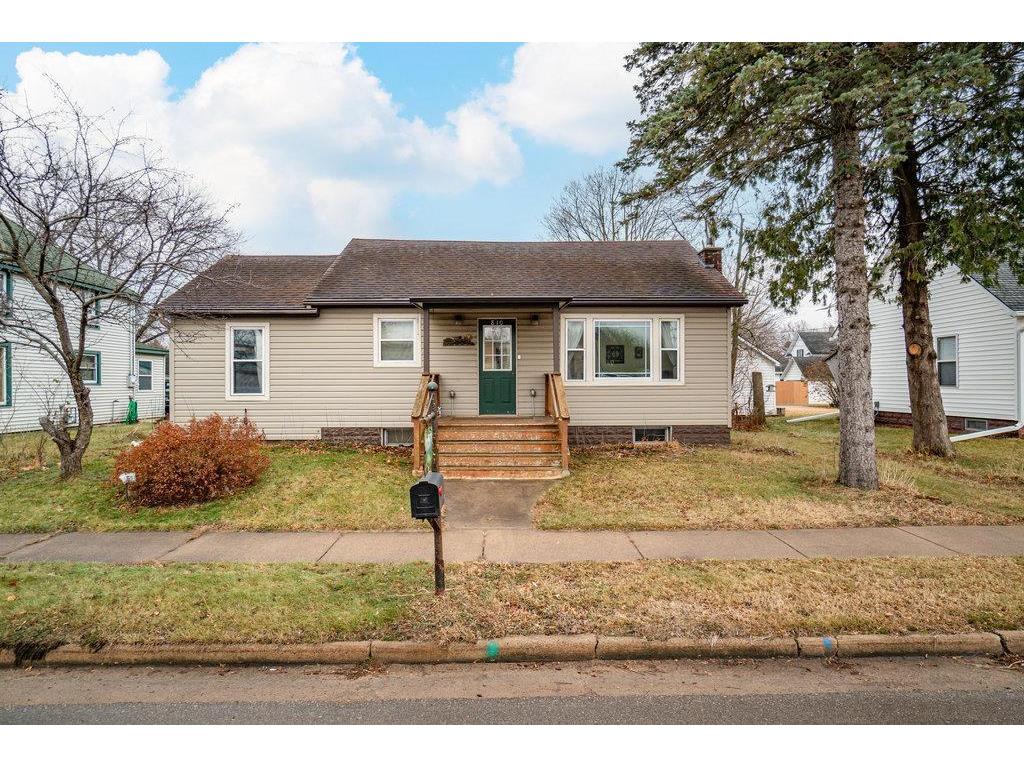 810 Railroad Avenue, Boyceville, WI, 54725 | MLS: 6641961 | Edina Realty