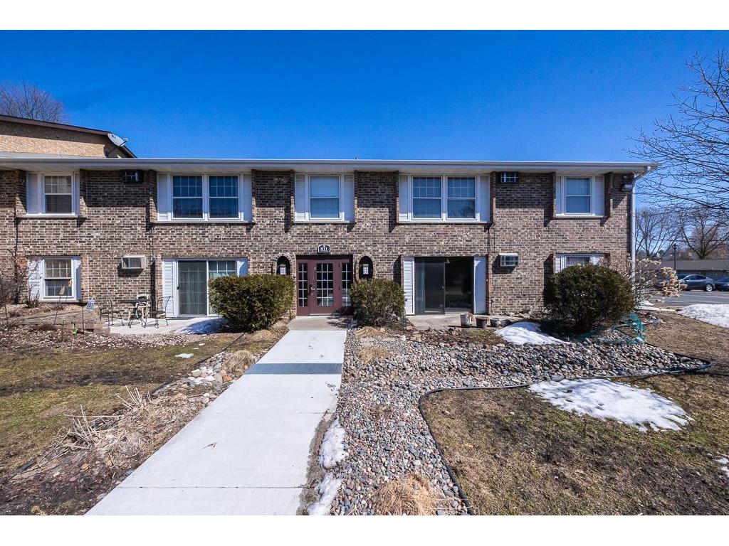 811 Smetana Road #1, Hopkins, MN, 55343 | MLS: 6354215 | Edina Realty