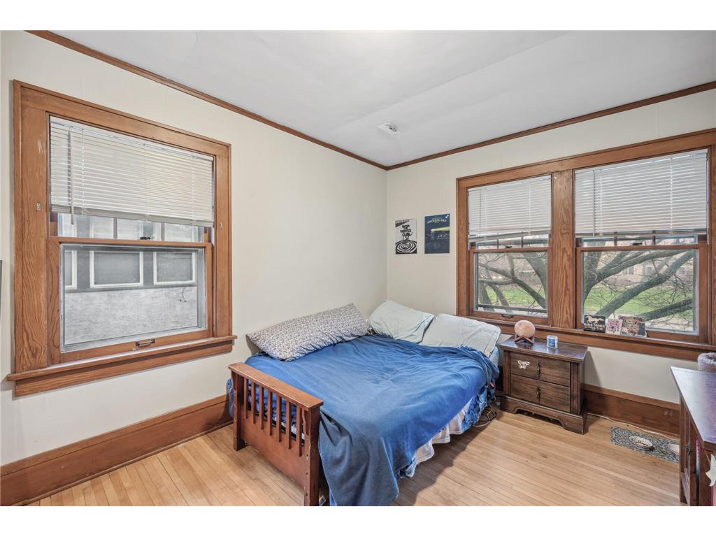 811 Snelling Avenue N, Saint Paul, MN, 55104 | MLS: 6521893 | Edina Realty