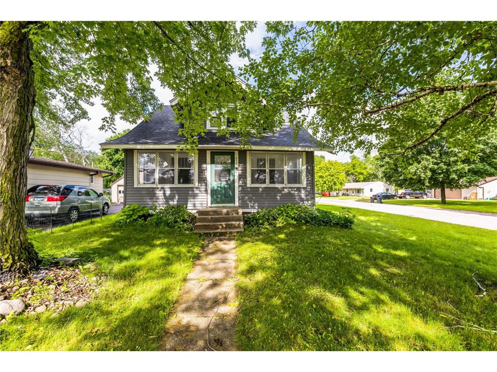 812 N Main Street, Winthrop, MN, 55396 | MLS: 6563546 | Edina Realty
