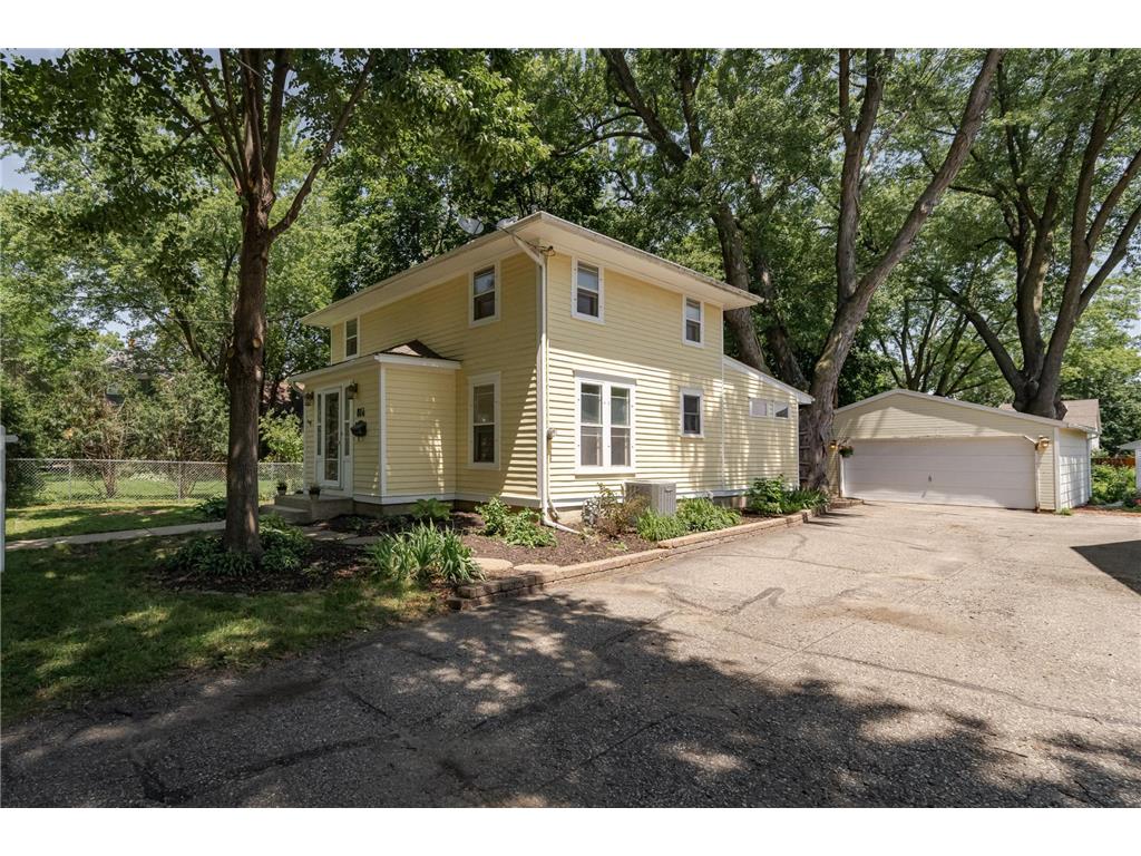 814 7th Avenue SW, Rochester, MN, 55902 | MLS: 6559310 | Edina Realty