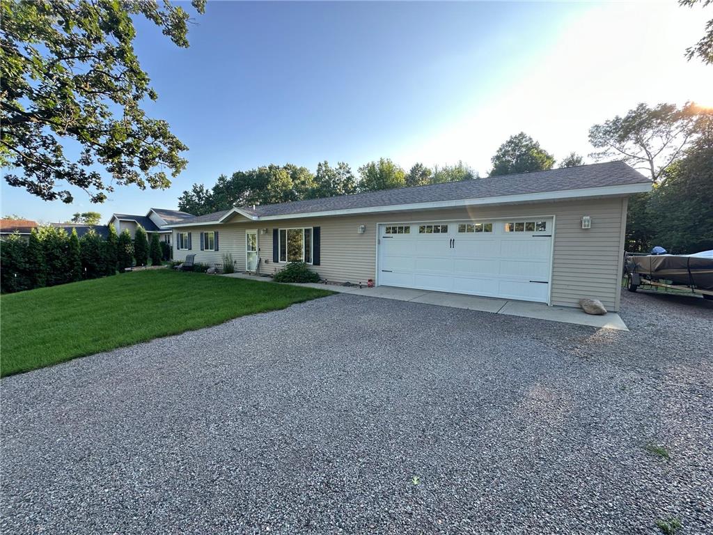 816 Thomas Drive NE, Alexandria, MN, 56308 | MLS: 6747802 | Edina Realty
